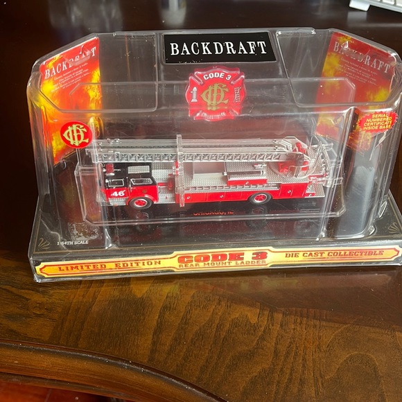 CODE 3 | Toys | Code 3 Rear Mount Ladder Chicago Il Fire Truck Limited ...